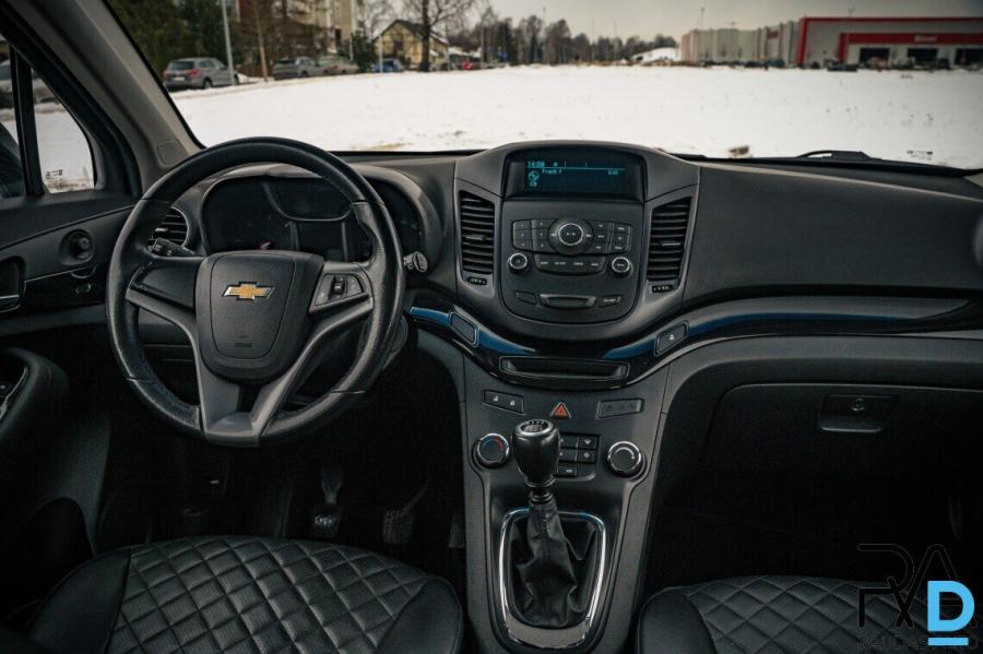 Melns Chevrolet Orlando 2012 Rīga, ar dzinēja tilpumu 2.00 L un nobraukumu 184 tūkst. km par 3990 €, foto 7 vietnē AUTOMOTO.COM.LV