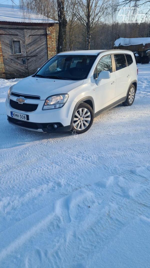 Black Chevrolet Orlando 2013 in Radviliskis, with an engine capacity of 2.00 L and mileage of 270 thousand km for 3400 €, photo 8 on AUTOMOTO.COM.LV