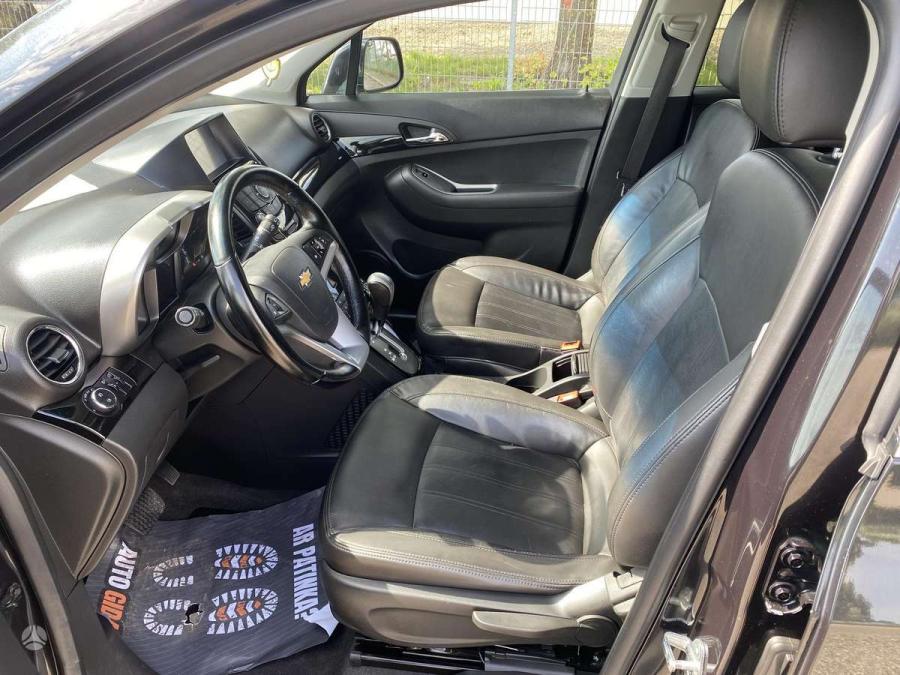 Melns Chevrolet Orlando 2013 Marijampole, ar dzinēja tilpumu 2.00 L un nobraukumu 226 tūkst. km par 3999 €, foto 13 vietnē AUTOMOTO.COM.LV