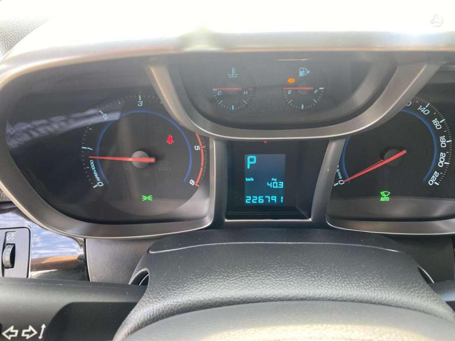 Melns Chevrolet Orlando 2013 Marijampole, ar dzinēja tilpumu 2.00 L un nobraukumu 226 tūkst. km par 3999 €, foto 14 vietnē AUTOMOTO.COM.LV