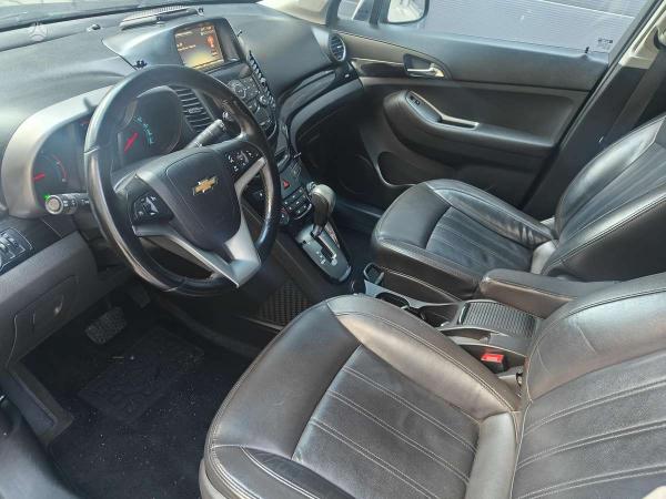 Melns Chevrolet Orlando 2014 Klaipėda, ar dzinēja tilpumu 2.00 L un nobraukumu 244 tūkst. km par 3998 €, foto 8 vietnē AUTOMOTO.COM.LV