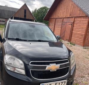 Black Chevrolet Orlando 2012 in Riga, with an engine capacity of 1.70 L and mileage of 358 thousand km for 4500 €, photo 4 on AUTOMOTO.COM.LV