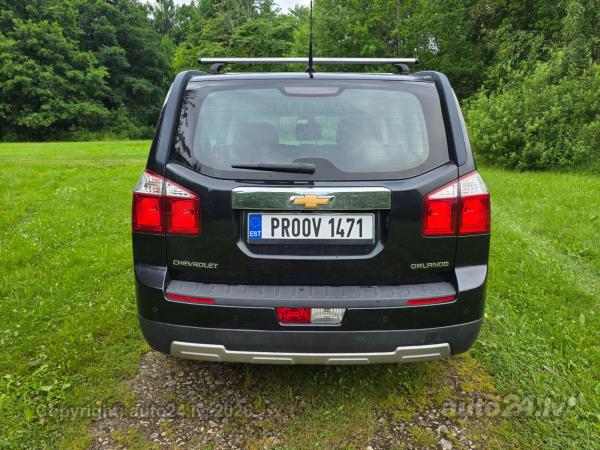 Melns Chevrolet Orlando 2011 Pērnava, ar dzinēja tilpumu 2.00 L un nobraukumu 328 tūkst. km par 4790 €, foto 5 vietnē AUTOMOTO.COM.LV