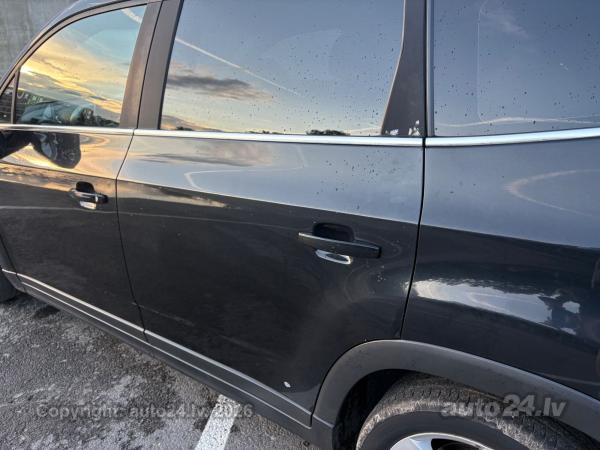 Black Chevrolet Orlando 2011 in Parnu, with an engine capacity of 1.80 L and mileage of 154 thousand km for 3750 €, photo 10 on AUTOMOTO.COM.LV