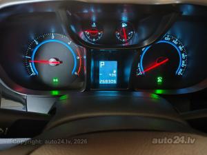 Melns Chevrolet Orlando 2012 Tallina, ar dzinēja tilpumu 2.00 L un nobraukumu 268 tūkst. km par 4900 €, foto 11 vietnē AUTOMOTO.COM.LV