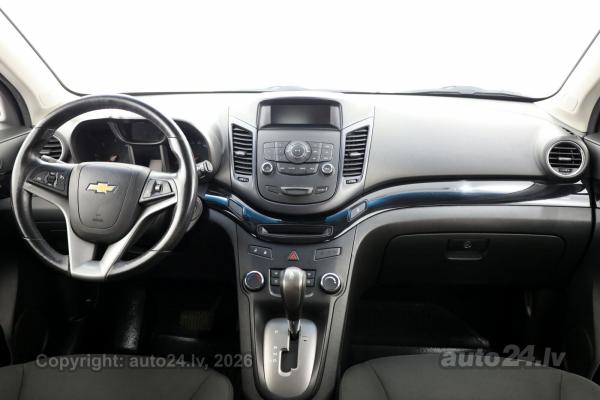 Chevrolet Orlando 2012 in Tallinn on AUTOMOTO.COM.LV Black Chevrolet Orlando 2012 in Tallinn, with an engine capacity of 2.00 L and mileage of 334 thousand km for 2799 €, photo 6 on AUTOMOTO.COM.LV