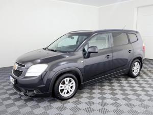 Melns Chevrolet Orlando 2012 Tallina, ar dzinēja tilpumu 2.00 L un nobraukumu 334 tūkst. km par 2799 €, foto 3 vietnē AUTOMOTO.COM.LV