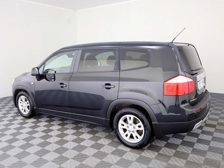 Melns Chevrolet Orlando 2012 Tallina, ar dzinēja tilpumu 2.00 L un nobraukumu 334 tūkst. km par 2799 €, foto 5 vietnē AUTOMOTO.COM.LV