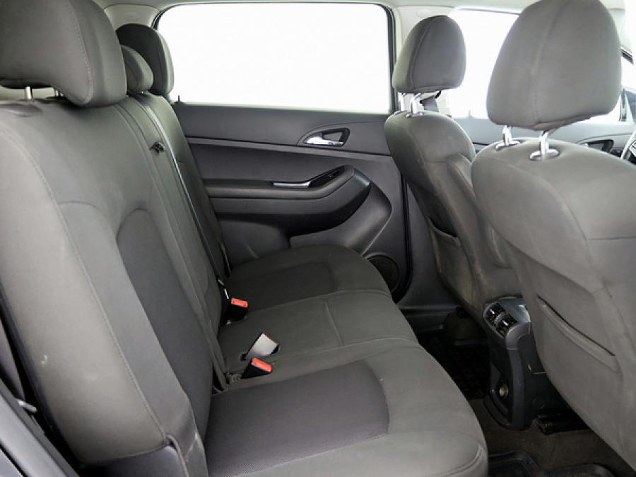 Melns Chevrolet Orlando 2012 Tallina, ar dzinēja tilpumu 2.00 L un nobraukumu 334 tūkst. km par 2799 €, foto 8 vietnē AUTOMOTO.COM.LV