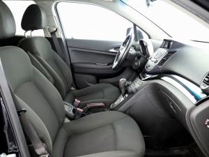 Melns Chevrolet Orlando 2012 Tallina, ar dzinēja tilpumu 2.00 L un nobraukumu 334 tūkst. km par 2799 €, foto 16 vietnē AUTOMOTO.COM.LV