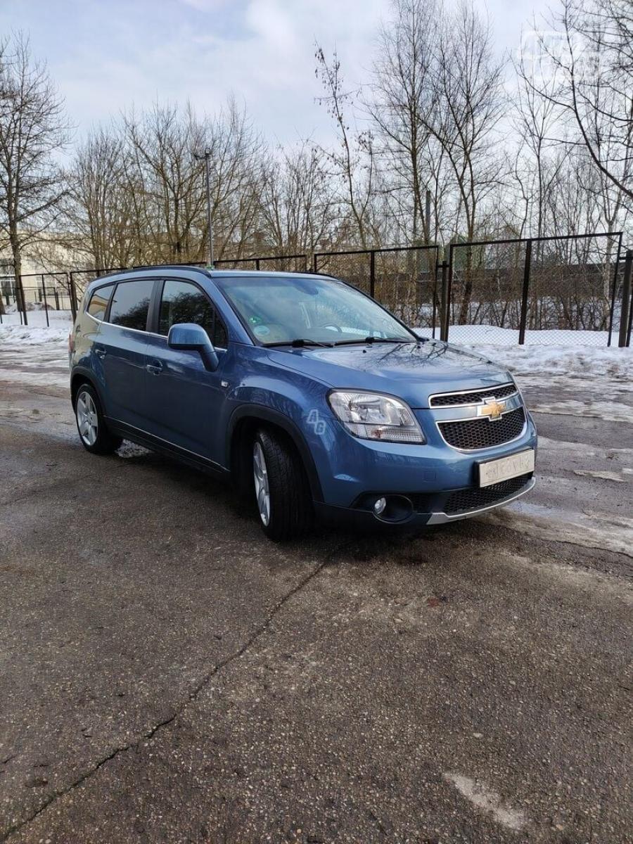 Blue Chevrolet Orlando 2013 in Vilnius, with an engine capacity of 2.00 L and mileage of 187 thousand km for 3750 €, photo 1 on AUTOMOTO.COM.LV