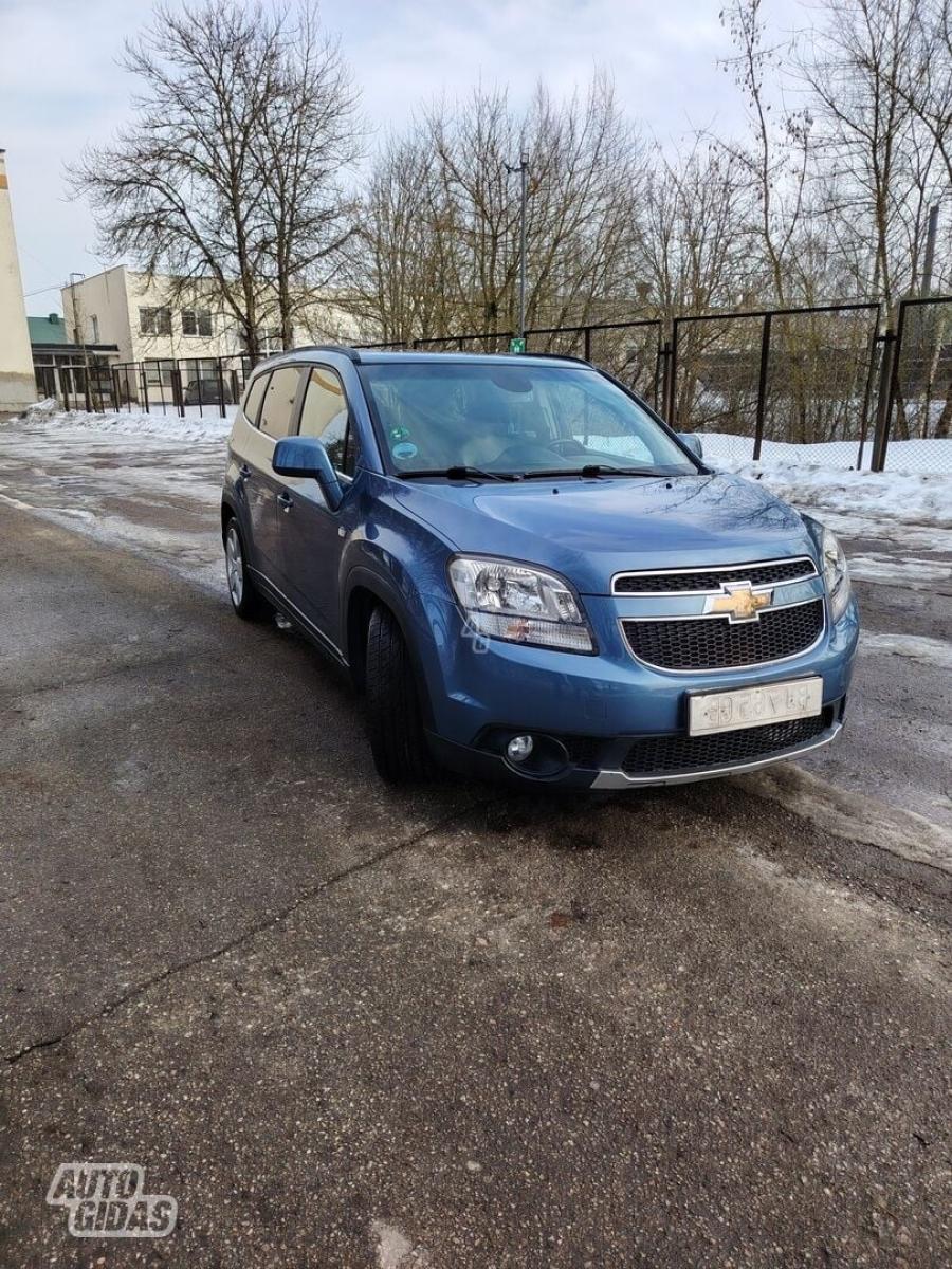 Blue Chevrolet Orlando 2013 in Vilnius, with an engine capacity of 2.00 L and mileage of 187 thousand km for 3750 €, photo 2 on AUTOMOTO.COM.LV