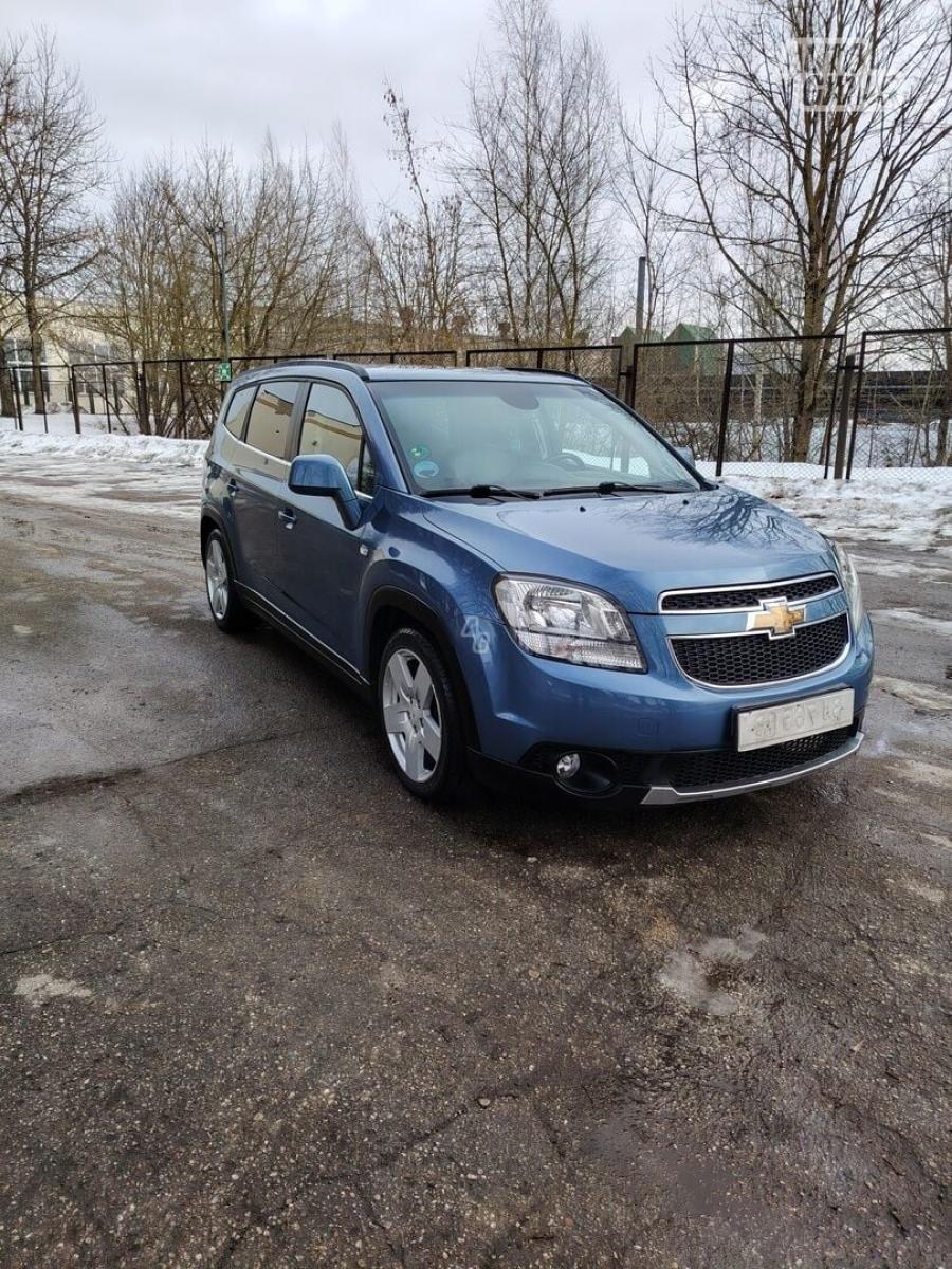 Blue Chevrolet Orlando 2013 in Vilnius, with an engine capacity of 2.00 L and mileage of 187 thousand km for 3750 €, photo 5 on AUTOMOTO.COM.LV