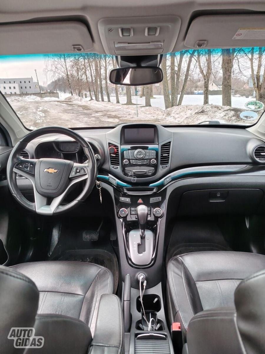 Blue Chevrolet Orlando 2013 in Vilnius, with an engine capacity of 2.00 L and mileage of 187 thousand km for 3750 €, photo 11 on AUTOMOTO.COM.LV
