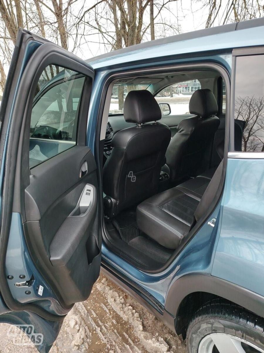 Blue Chevrolet Orlando 2013 in Vilnius, with an engine capacity of 2.00 L and mileage of 187 thousand km for 3750 €, photo 14 on AUTOMOTO.COM.LV