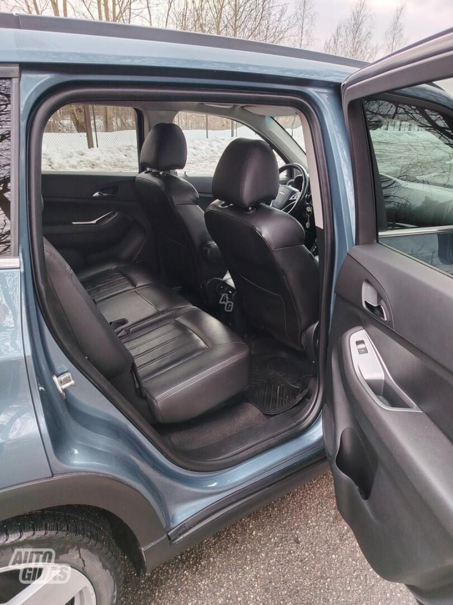 Blue Chevrolet Orlando 2013 in Vilnius, with an engine capacity of 2.00 L and mileage of 187 thousand km for 3750 €, photo 15 on AUTOMOTO.COM.LV