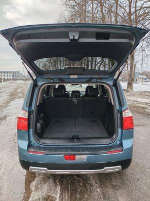 Blue Chevrolet Orlando 2013 in Vilnius, with an engine capacity of 2.00 L and mileage of 187 thousand km for 3750 €, photo 16 on AUTOMOTO.COM.LV