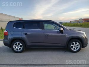 Pelēks Chevrolet Orlando 2011 Jelgava, ar dzinēja tilpumu 1.80 L un nobraukumu 331 tūkst. km par 7000 €, foto 2 vietnē AUTOMOTO.COM.LV