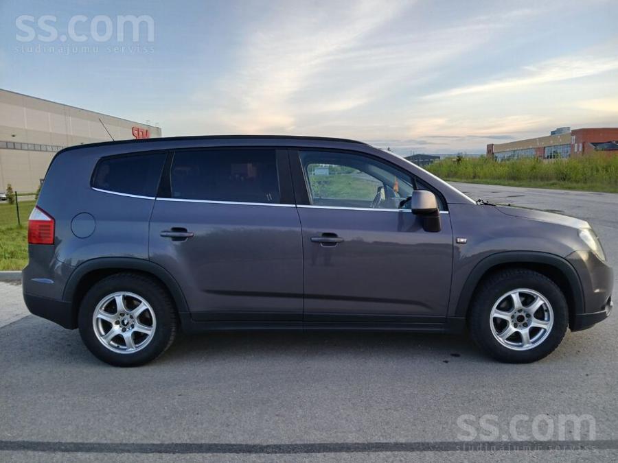 Pelēks Chevrolet Orlando 2011 Jelgava, ar dzinēja tilpumu 1.80 L un nobraukumu 331 tūkst. km par 7000 €, foto 2 vietnē AUTOMOTO.COM.LV