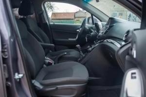 Grey Chevrolet Orlando 2011 in Grobiņa, with an engine capacity of 2.00 L and mileage of 163 thousand km for 5450 €, photo 13 on AUTOMOTO.COM.LV