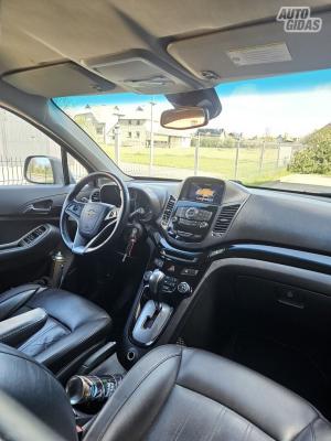 Grey Chevrolet Orlando 2011 in Kluonaliai, with an engine capacity of 2.00 L and mileage of 210 thousand km for 5199 €, photo 16 on AUTOMOTO.COM.LV