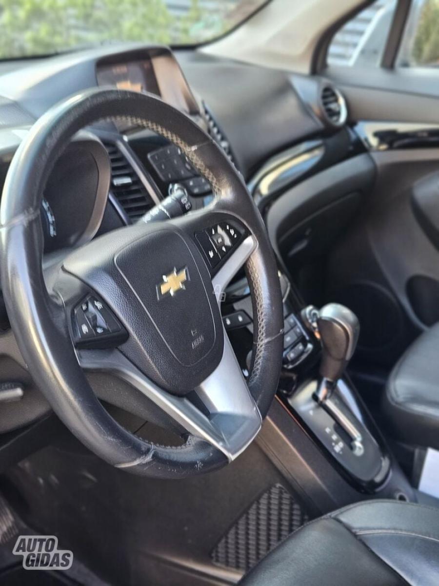 Grey Chevrolet Orlando 2011 in Kluonaliai, with an engine capacity of 2.00 L and mileage of 210 thousand km for 5199 €, photo 20 on AUTOMOTO.COM.LV