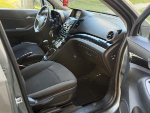 Pelēks Chevrolet Orlando 2011 Viļņa, ar dzinēja tilpumu 2.00 L un nobraukumu 252 tūkst. km par 2950 €, foto 13 vietnē AUTOMOTO.COM.LV