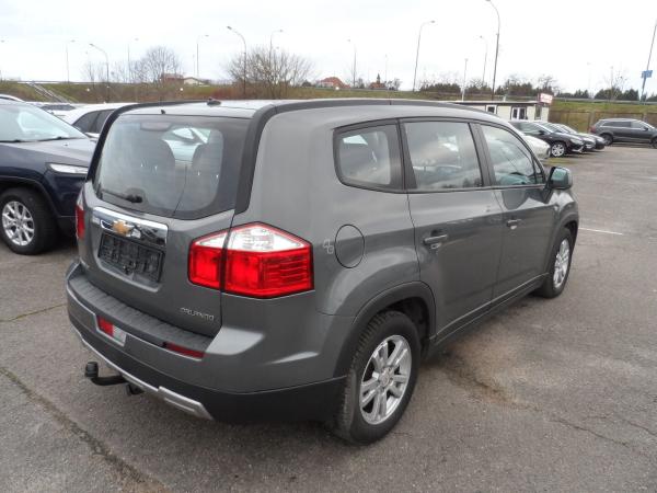 Pelēks Chevrolet Orlando 2012 Klaipėda, ar dzinēja tilpumu 2.00 L un nobraukumu 207 tūkst. km par 4990 €, foto 7 vietnē AUTOMOTO.COM.LV