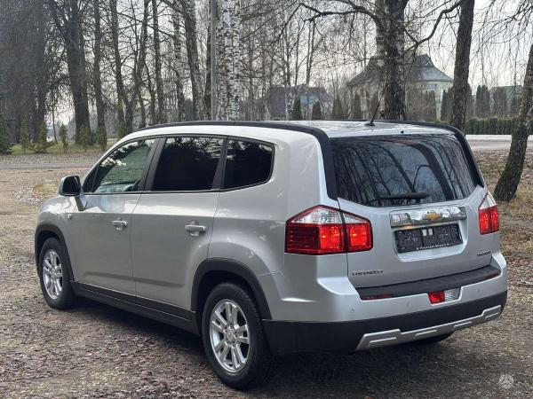 Grey Chevrolet Orlando 2012 in Utena, with an engine capacity of 2.00 L and mileage of 205 thousand km for 3750 €, photo 6 on AUTOMOTO.COM.LV