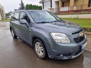 Pelēks Chevrolet Orlando 2012 Viļņa, ar dzinēja tilpumu 2.00 L un nobraukumu 322 tūkst. km par 2500 €, foto  vietnē AUTOMOTO.COM.LV