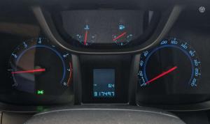 Pelēks Chevrolet Orlando 2012 Panevēža, ar dzinēja tilpumu 1.80 L un nobraukumu 318 tūkst. km par 3499 €, foto 20 vietnē AUTOMOTO.COM.LV