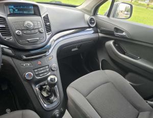 Pelēks Chevrolet Orlando 2012 Panevēža, ar dzinēja tilpumu 1.80 L un nobraukumu 318 tūkst. km par 3499 €, foto 21 vietnē AUTOMOTO.COM.LV