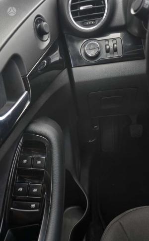 Pelēks Chevrolet Orlando 2012 Panevēža, ar dzinēja tilpumu 1.80 L un nobraukumu 318 tūkst. km par 3499 €, foto 23 vietnē AUTOMOTO.COM.LV