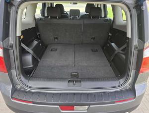 Pelēks Chevrolet Orlando 2012 Panevēža, ar dzinēja tilpumu 1.80 L un nobraukumu 318 tūkst. km par 3499 €, foto 25 vietnē AUTOMOTO.COM.LV