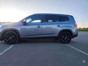 Grey Chevrolet Orlando 2013 in Vilnius, with an engine capacity of 2.00 L and mileage of 202 thousand km for 4450 €, photo 3 on AUTOMOTO.COM.LV