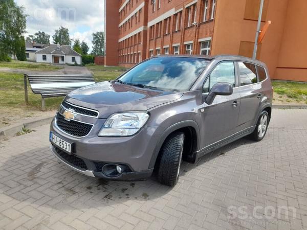 Grey Chevrolet Orlando 2011 in Aizkraukle, with an engine capacity of 1.80 L and mileage of 100 thousand km for 4750 €, photo 1 on AUTOMOTO.COM.LV