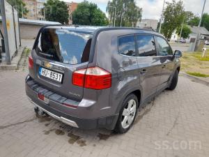 Grey Chevrolet Orlando 2011 in Aizkraukle, with an engine capacity of 1.80 L and mileage of 100 thousand km for 4750 €, photo 4 on AUTOMOTO.COM.LV