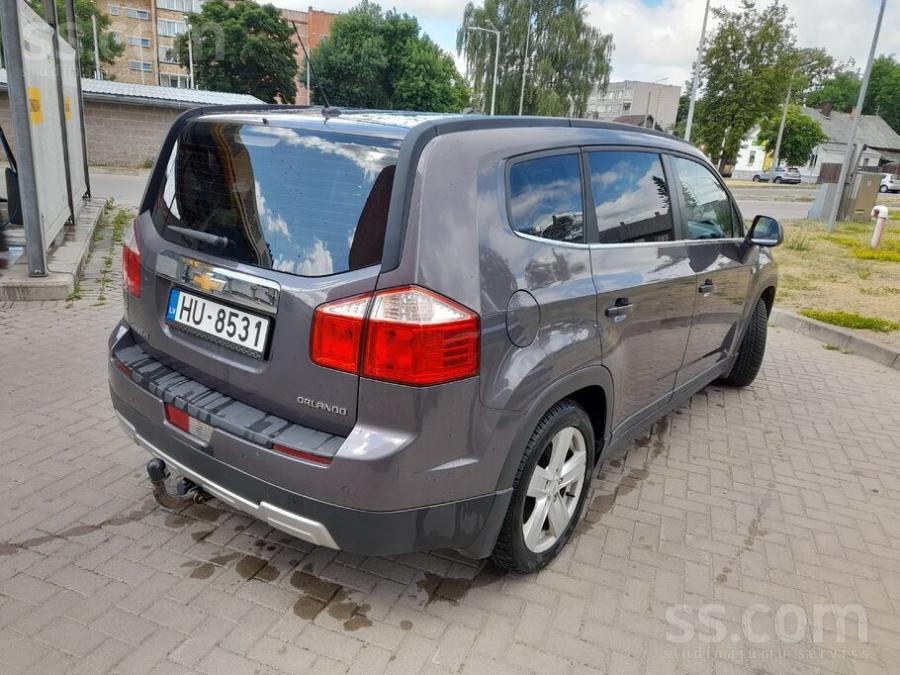 Grey Chevrolet Orlando 2011 in Aizkraukle, with an engine capacity of 1.80 L and mileage of 100 thousand km for 4750 €, photo 4 on AUTOMOTO.COM.LV