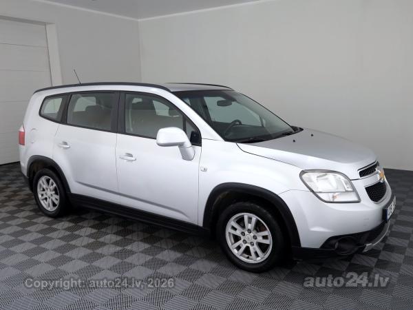 Pelēks Chevrolet Orlando 2012 Tallina, ar dzinēja tilpumu 1.80 L un nobraukumu 261 tūkst. km par 1999 €, foto 1 vietnē AUTOMOTO.COM.LV