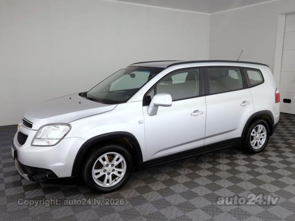 Pelēks Chevrolet Orlando 2012 Tallina, ar dzinēja tilpumu 1.80 L un nobraukumu 261 tūkst. km par 1999 €, foto 2 vietnē AUTOMOTO.COM.LV