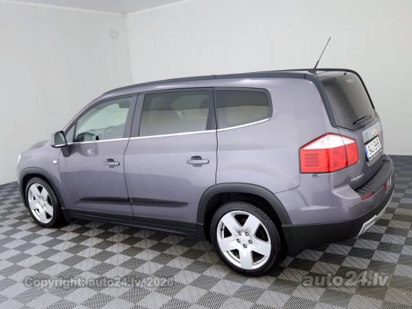 Chevrolet Orlando 2012 Tallina vietnē Pelēks Chevrolet Orlando 2012 Tallina, ar dzinēja tilpumu 2.00 L un nobraukumu 233 tūkst. km par 2499 €, foto 5 vietnē AUTOMOTO.COM.LV