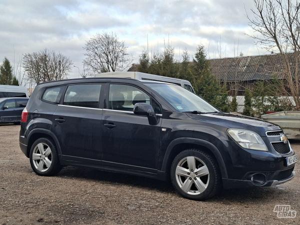 Chevrolet Orlando 2011 in Silute, with an engine capacity of 2.00 L and mileage of 250 thousand km for 2350 €, photo 1 on AUTOMOTO.COM.LV