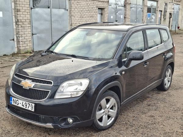 Chevrolet Orlando 2011 in Silute, with an engine capacity of 2.00 L and mileage of 250 thousand km for 2350 €, photo 7 on AUTOMOTO.COM.LV