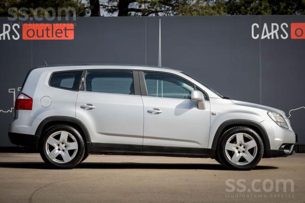 Chevrolet Orlando 2011 Rīga, ar dzinēja tilpumu 2.00 L un nobraukumu 375 tūkst. km par 3990 €, foto 4 vietnē AUTOMOTO.COM.LV