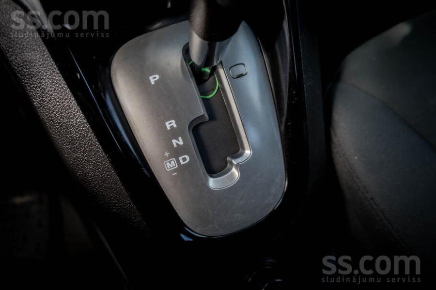 Chevrolet Orlando 2011 in Riga, with an engine capacity of 2.00 L and mileage of 375 thousand km for 3990 €, photo 15 on AUTOMOTO.COM.LV