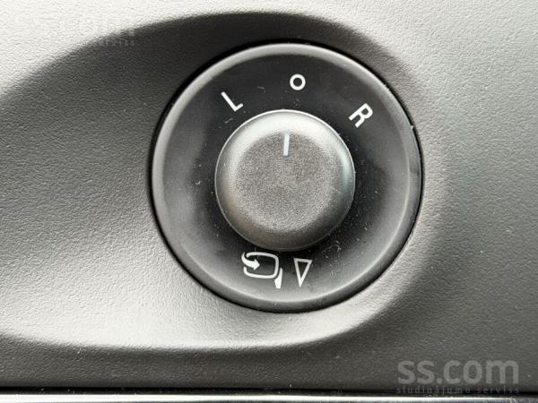Chevrolet Orlando 2011 in Riga, with an engine capacity of 2.00 L and mileage of 256 thousand km for 3350 €, photo 11 on AUTOMOTO.COM.LV