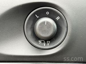 Chevrolet Orlando 2011 Rīga, ar dzinēja tilpumu 2.00 L un nobraukumu 256 tūkst. km par 3350 €, foto 11 vietnē AUTOMOTO.COM.LV