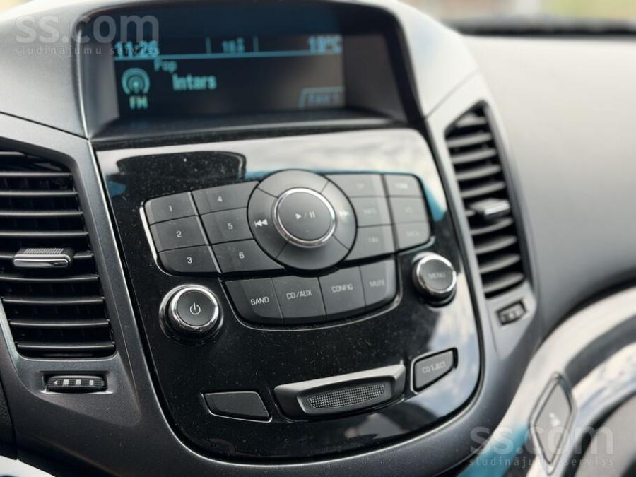 Chevrolet Orlando 2011 Rīga, ar dzinēja tilpumu 2.00 L un nobraukumu 256 tūkst. km par 3350 €, foto 15 vietnē AUTOMOTO.COM.LV