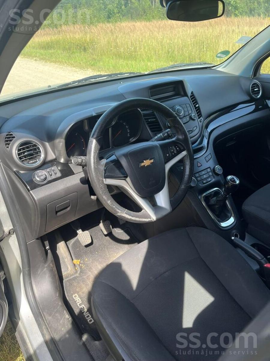 Chevrolet Orlando 2012 Rīga, ar dzinēja tilpumu 2.00 L un nobraukumu 253 tūkst. km par 4200 €, foto 7 vietnē AUTOMOTO.COM.LV