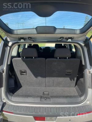 Chevrolet Orlando 2012 Rīga, ar dzinēja tilpumu 2.00 L un nobraukumu 253 tūkst. km par 4200 €, foto 10 vietnē AUTOMOTO.COM.LV